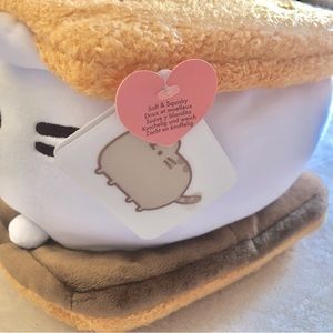 Pusheen | Toys | New Pusheen Smore Squisheen Plush | Poshmark